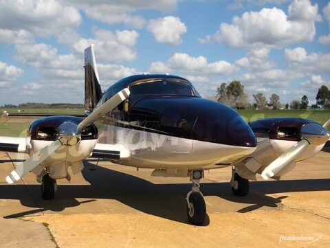 Freddi Aviones - PIPER PA23 AZTECA “F”